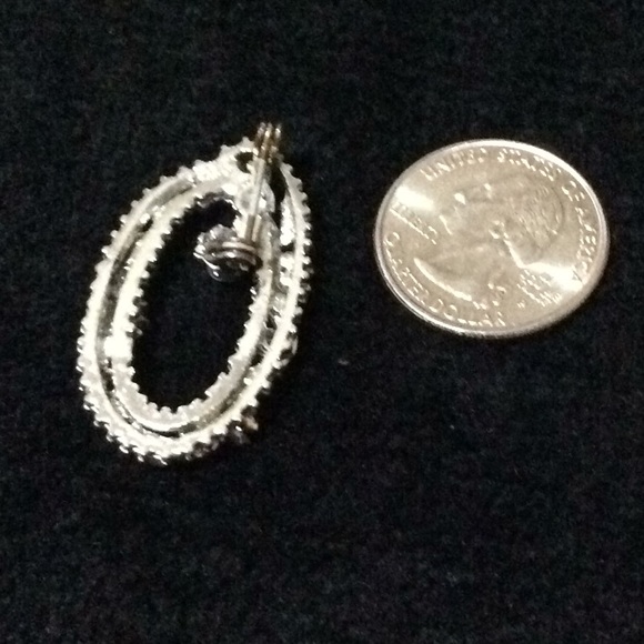 Vintage | Jewelry | Beautiful Scrollwork Letter O Pin Brooch | Poshmark